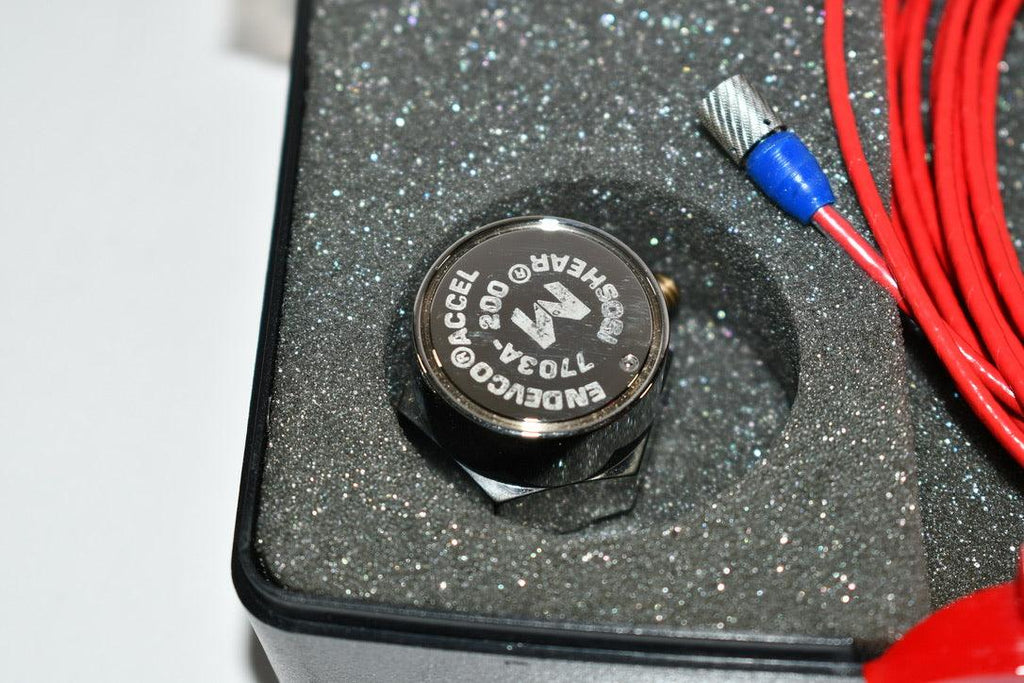 NEW Piezoelectric 7703A-200 Accelerometer Acceleration Sensor 206.0 pC ...