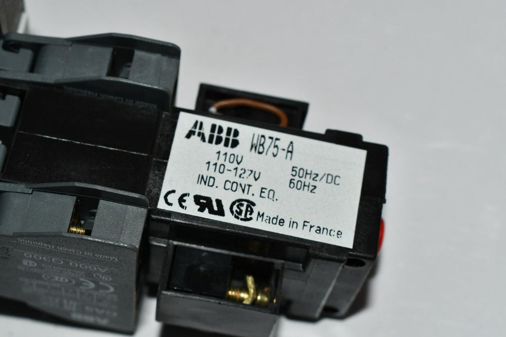 NEW ABB CAL5-11 Relay CA5-10 WB75-A Mechanical Latch Auxiliary Contact