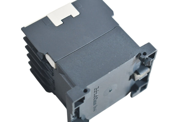 Schneider Electric CA4KN31BW3 Control Relay, 3NO/1NC, 24 VDC, 10A, DIN ...