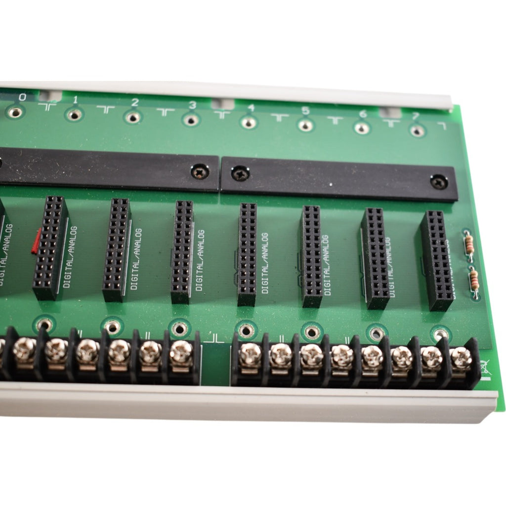 Opto 22 SNAP-B8MC 8-Module Rack w/Extra Terminal Block