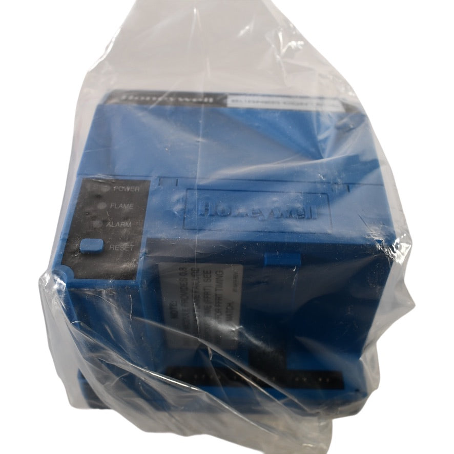 NEW Honeywell RM7823A1016 Flame Switch 120VAC 2x SPDT 7800 Series – VB ...