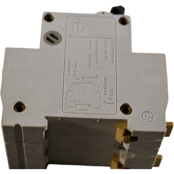 Merlin Gerin Multi9 C32N 2A 3-Pole Miniature Circuit Breaker