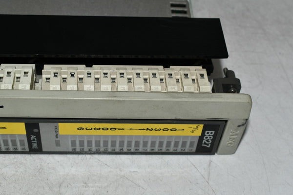 AEG Modicon AS-B827-032 DISCRETE INPUT MODULE 800 SERIES 32 POINT 24 V