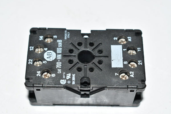 Allen Bradley 700-HN100 Relay Socket, 8 Pin, Guarded Touch