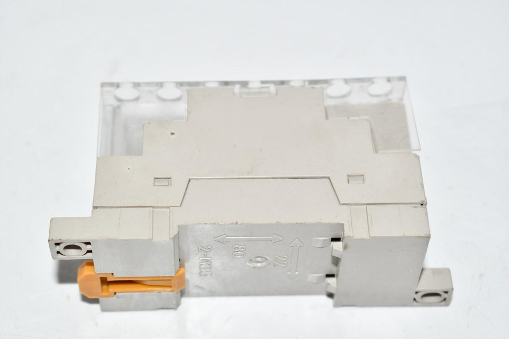 NEW Omron P7SA-14F-ND DC24 RELAY SOCKET 14 POS DIN RAIL