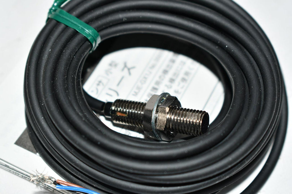 NEW Sunx GX-8MB-C5 M8 threaded inductive shielded proximity sensor