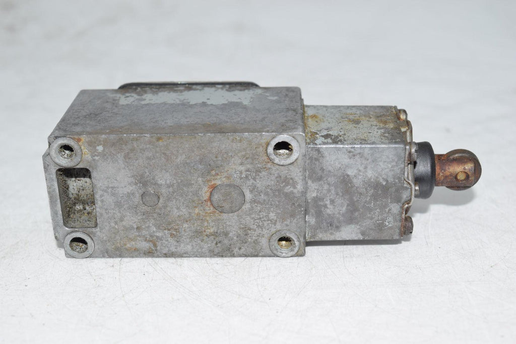 Allen Bradley 802T-K1 Oiltight Limit Switch – VB Industrial Supply