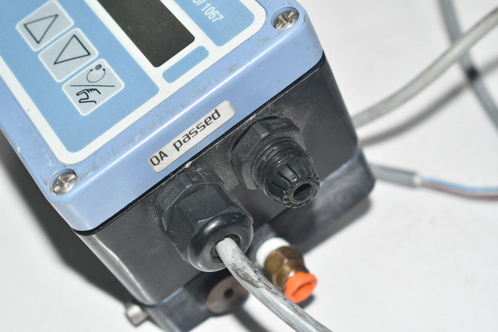 Burkert 00449105 Side Control 1067 Positioner Single Acting Fluid Cont ...