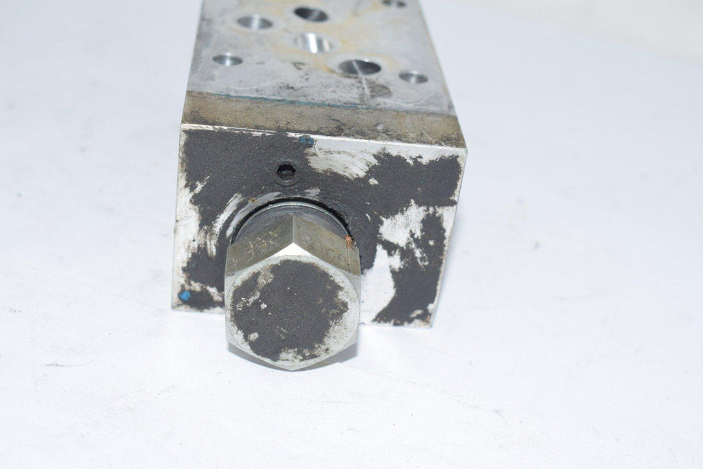 Dynex D05-B-V-21 Flow Control Hydraulic 3000 PSI Sandwich Valve – VB ...