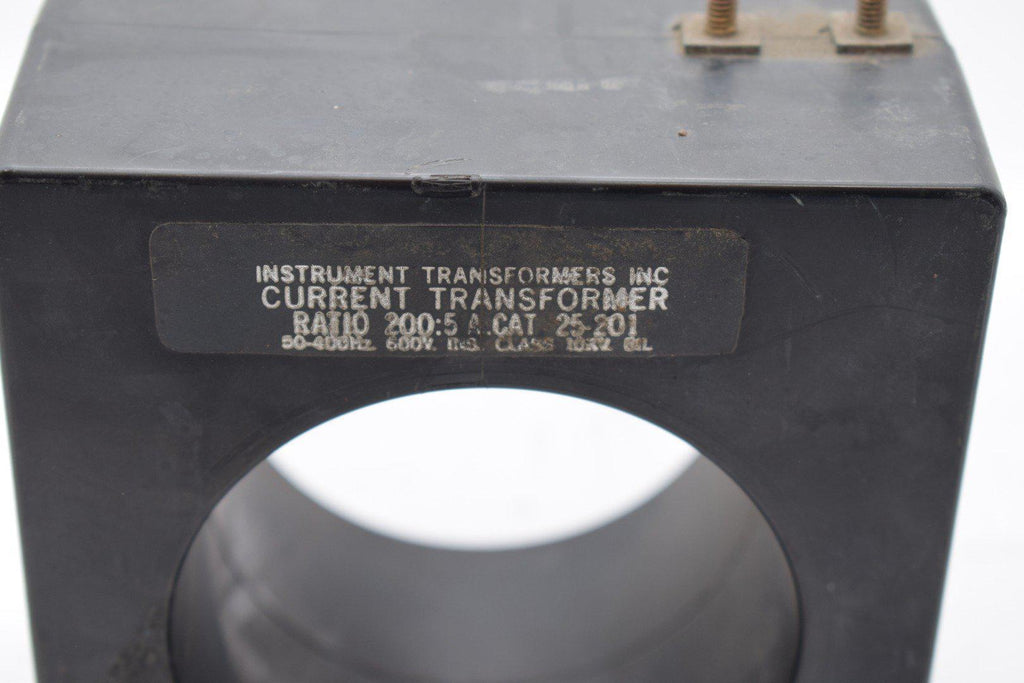 GE Instrument Transformer, 25-201 Current Transformer 200:5 Ratio 50-4 ...