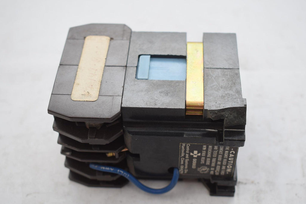 Gould ITE Control Relay With Contact Block 125VDC Coil Chipped
