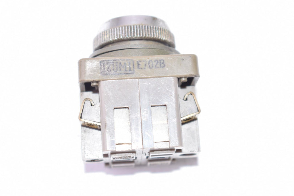 IZUMI E702B Black Push Button Switch – VB Industrial Supply