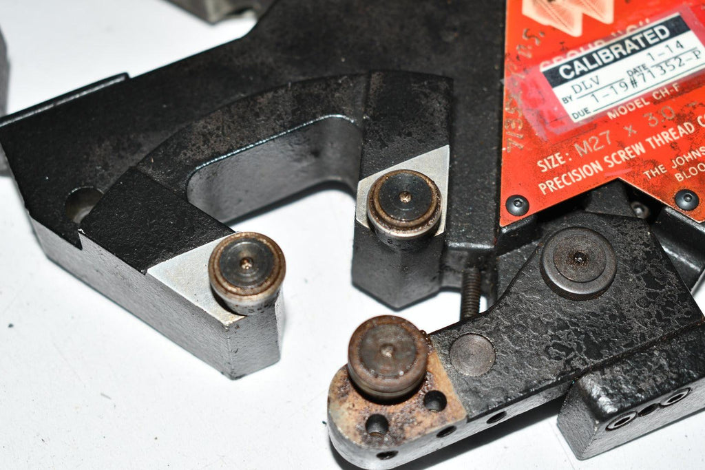 Johnson Gage M27 x 3.0 6g Digital External Thread Gaging Comparator In