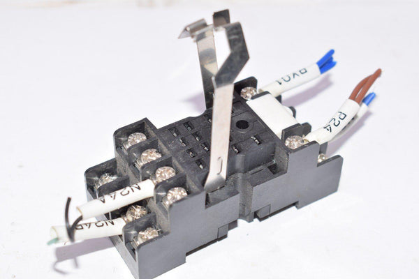 Lot of 7 KACON KMY4, 5A, 250VAC, 1FKW, Plug In Relay Sockets – VB ...