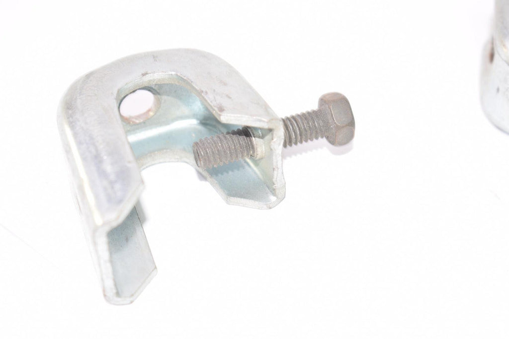 Lot of 7 NEW Minerallac EMT 2'' Pipe Clamps – VB Industrial Supply