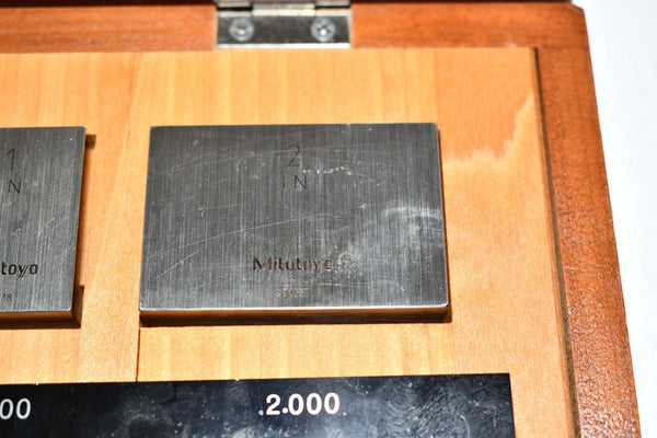 Mitutoyo Gage Block Set - model 516-931 - 9 pieces Grade 3 BE1-9-3F ...