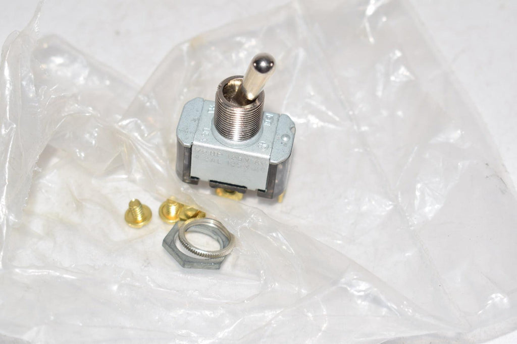 NEW 1/2HP 125V AC 4.2AL 125V AC 2-Position Toggle Switch, Machine Swit