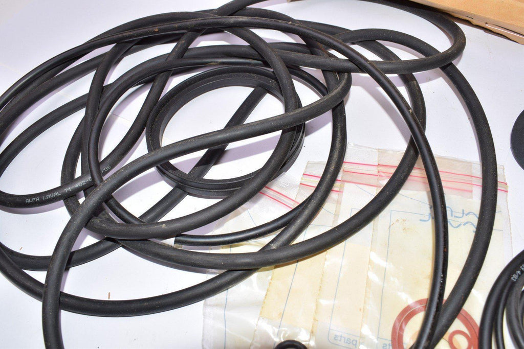 NEW Alfa Laval 99999104-46 Seal Kit Intermediate Service Kit