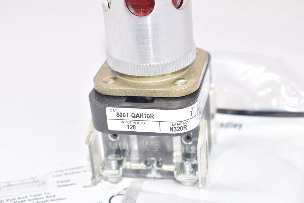 NEW Allen Bradley 800T-QAH10R SER: T Illuminated Push Button Input Vol ...