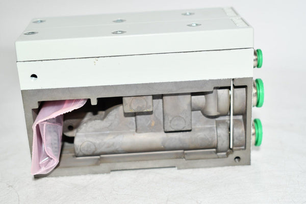 NEW Numatics Solenoid Valve Manifold Block, MultiConnector