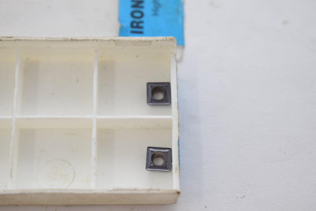 Pack of 2 NEW Iron Root SPMG 06 02 04-DG P6115 Carbide Insert