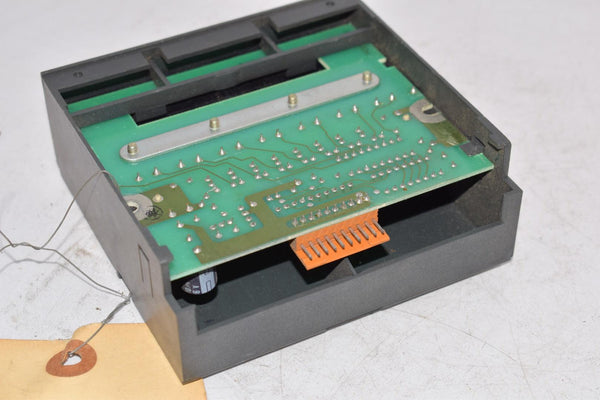 SY/MAX Type: RT-108 Class: 8005 Series: A1 120-240 VAC 50/60Hz 150mA R ...